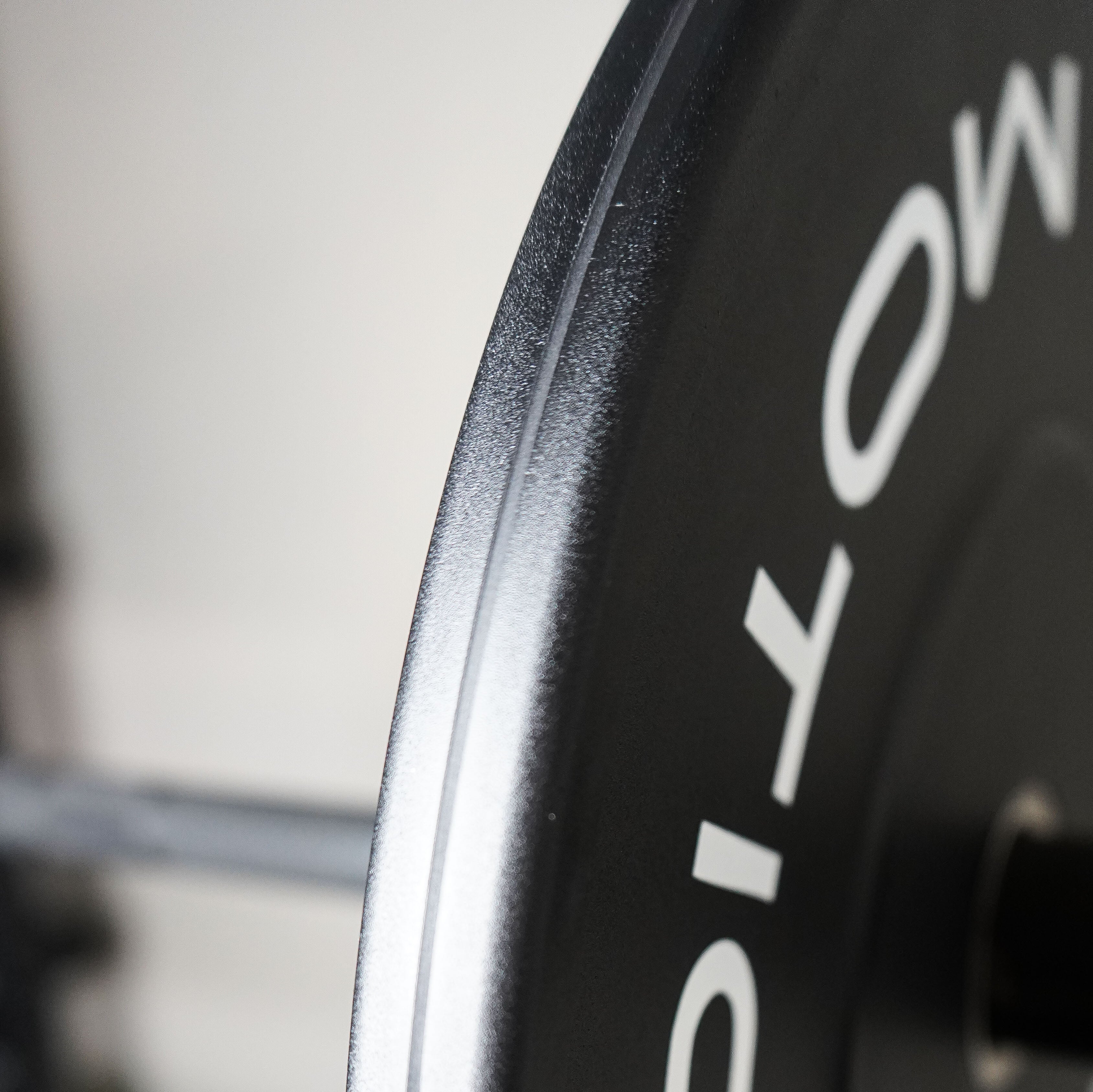 Rapid Motion Olympic Black Bumper Plates 5/10/15/20/25kg Pair – Gym Direct