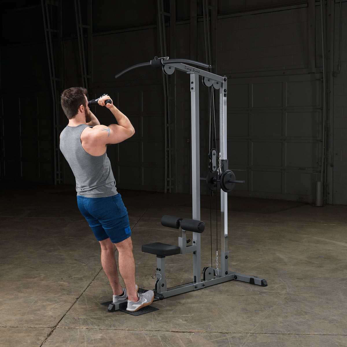 GLM83 Body Solid Pro Lat Pulldown Low row Machine